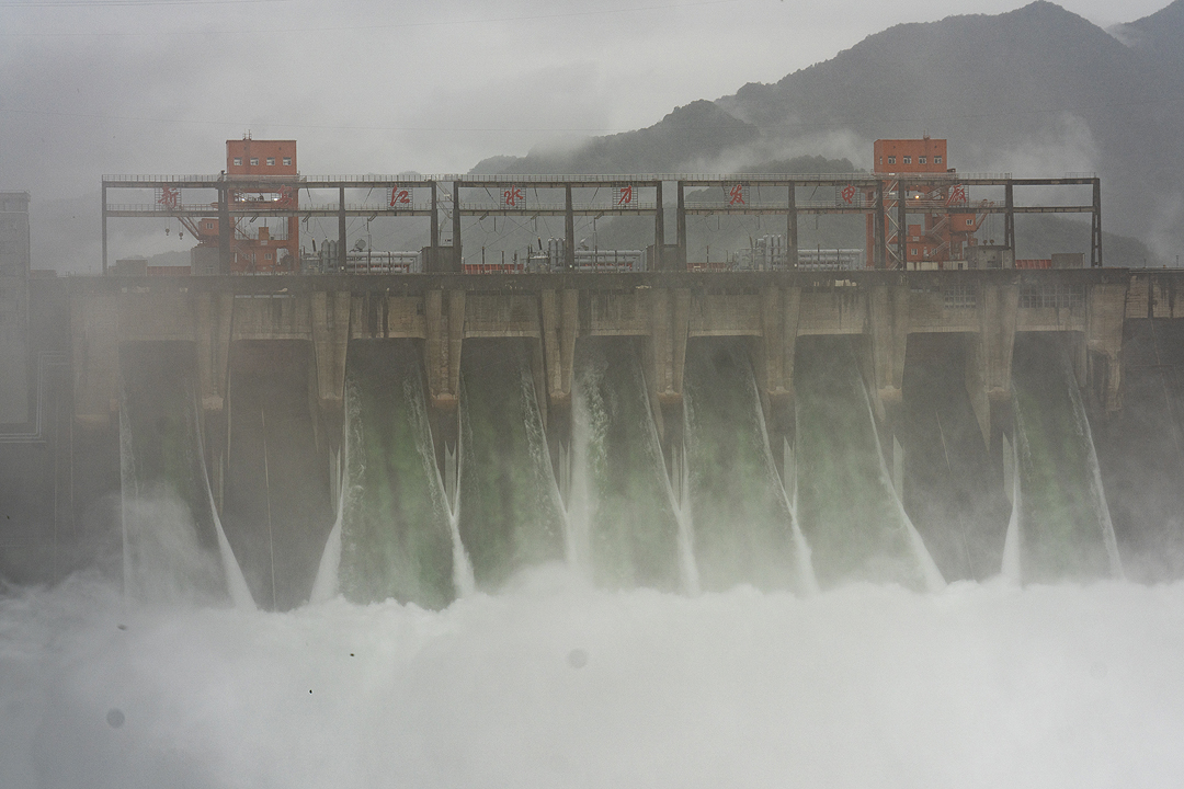 [In Photos] China’s Xin'an River Dam Opens All its Gates for First Time ...