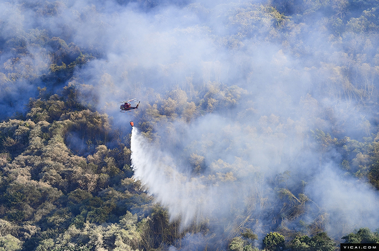 [In Photos] China’s Chongqing Battles Wildfires Amid Extreme Heat