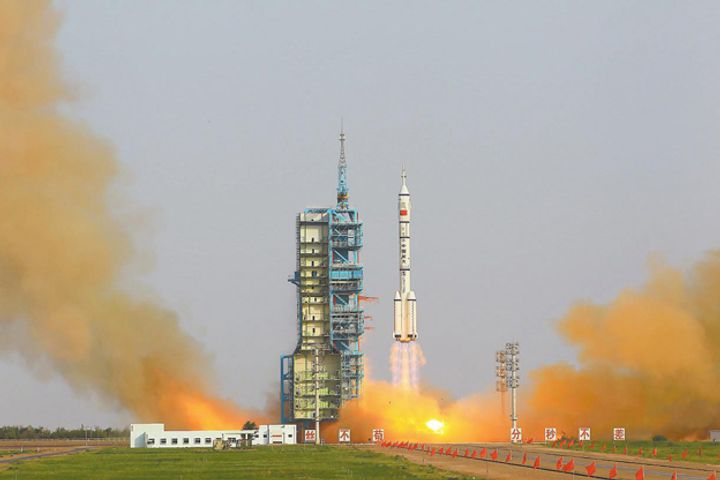 China Develops Reusable Space Launch Vehicle With Planned Maiden Flight ...