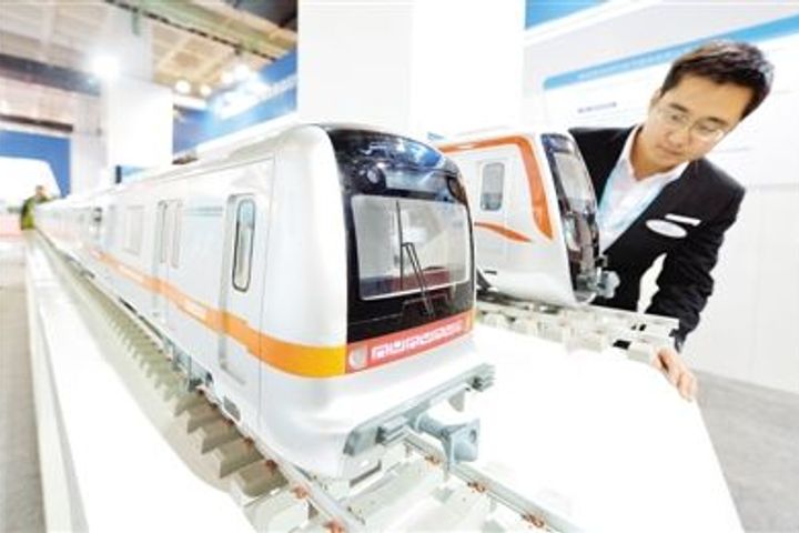 China's Driverless Metro Train Takes to the Rails, Will Start Passenger ...