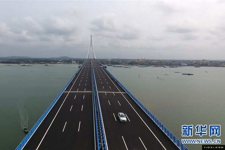 China's First Cross-Sea Bridge Spanning a Fault Opens in Hainan