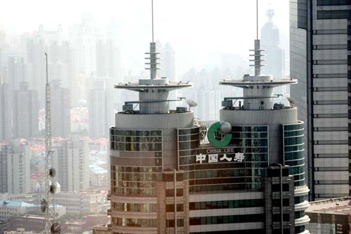 China Life Insurance Expects Profit Halved Last Year as Stock Markets ...