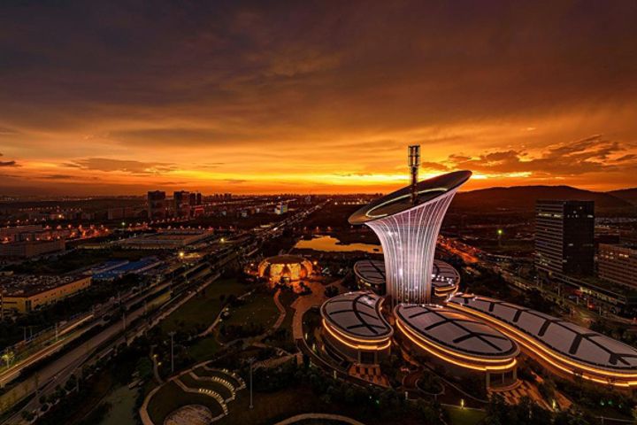 China's Optical Valley Issues 10 Preferences to Lure Foreign Investment