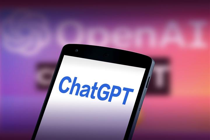 Chinese Firms Tap ChatGPT’s Popularity With Copycat Versions