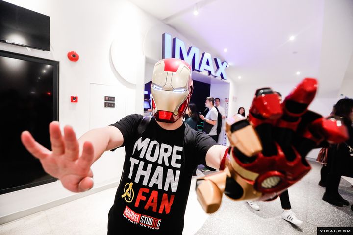 Chinese Marvel Fans Dazzle in Superhero Outfits at Avengers: Endgame ...