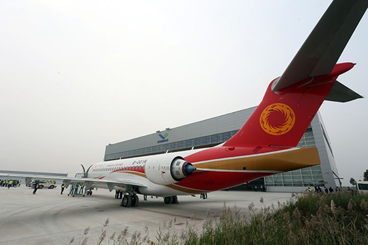 COMAC Completes First Test Flight of China-Made Aircraft Fitted With ...