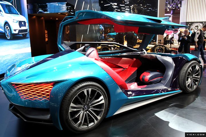Flashy and Edgy Sports Cars Attract Views at Shanghai Auto Show