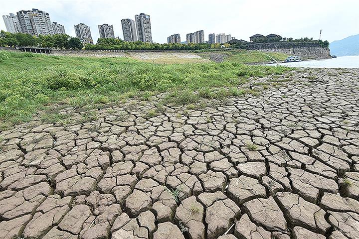 Heat Wave in Central, Eastern China Beats Records
