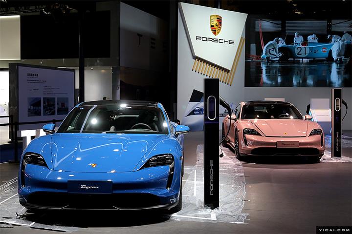 In Photos: Green, Low-Carbon Vehicles Dominate CIIE’s Auto Pavilion