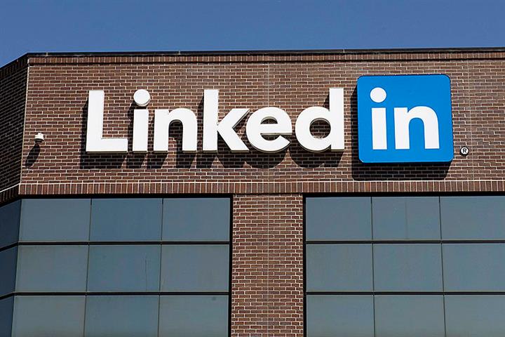 LinkedIn Halts New Member Sign-Ups in China due to Legal Hiccup