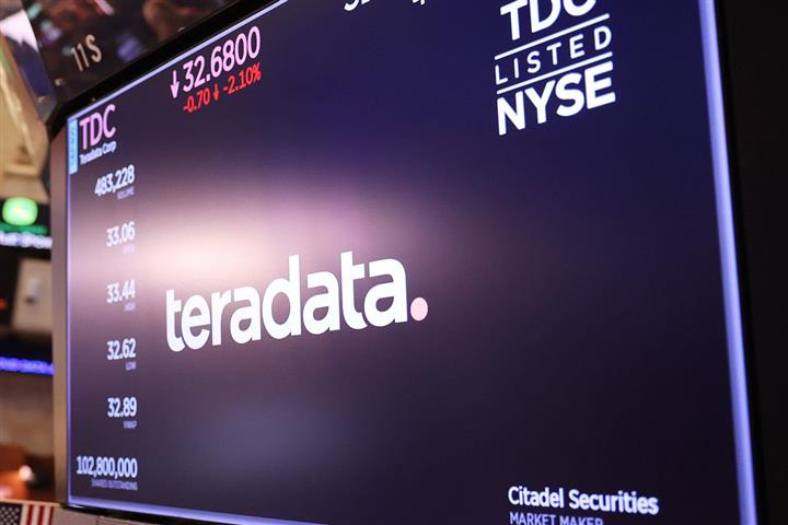 Teradata Exit Makes Way for Blue Ocean of Chinese Databases
