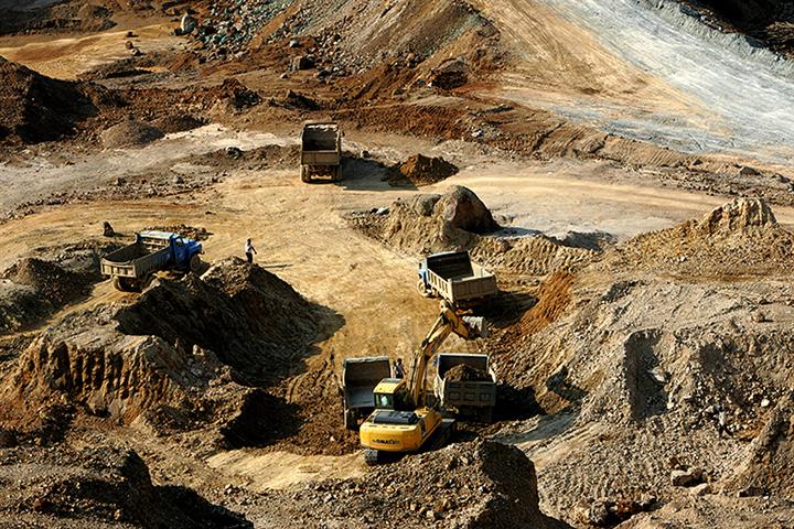 Sinomine Soars as Chinese Mining Firm Logs Over 12-Fold Leap in Profit ...