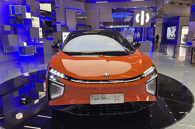 Rivals Start Poaching Staff From Embattled Chinese EV Startup HiPhi ...