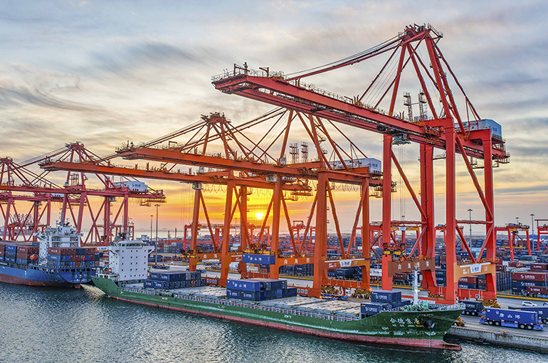 China Sets New Trade Record in April as Bounce From US, High-Tech ...